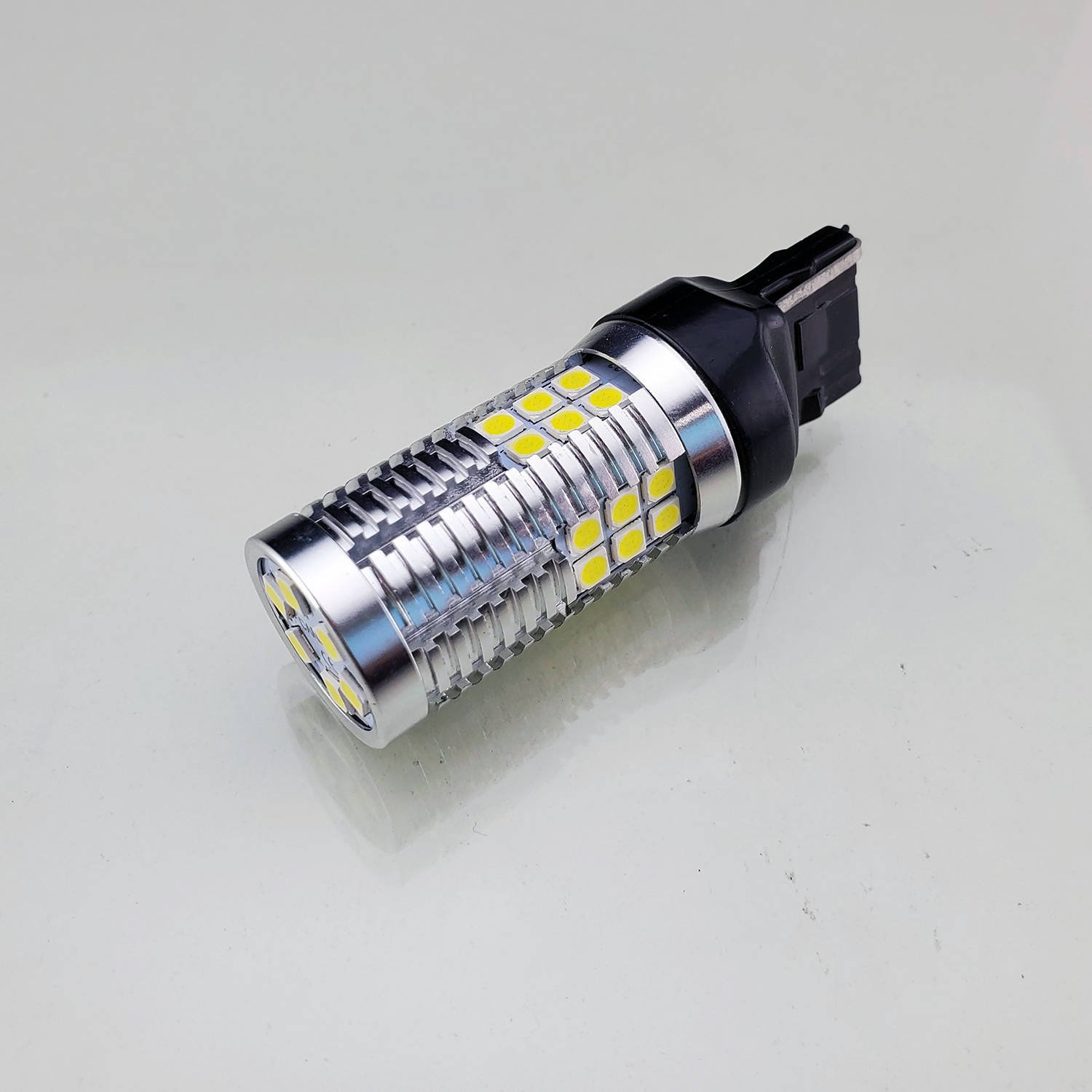 W21W 7440 582 LED bulbs 30x SMD3030 HQ Automotive 2pcs 100% CanBus ...